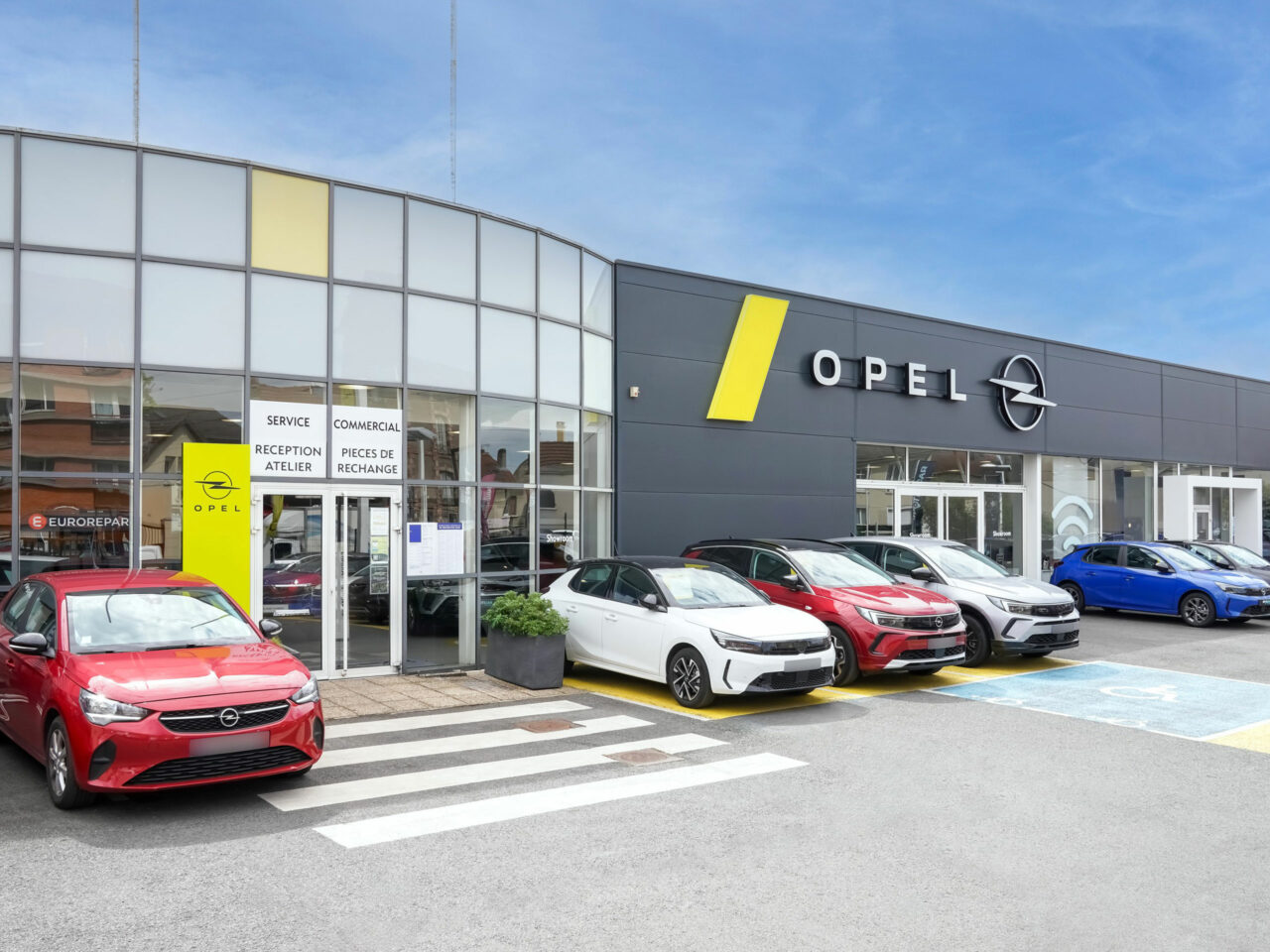 Opel Rousseau Automobile | 4 concessions en Ile de France